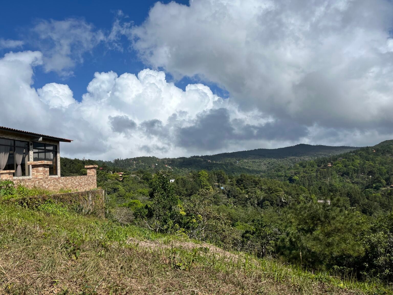CERRO AZUL PANAMA: A WORLD AWAY - Take Two PTY